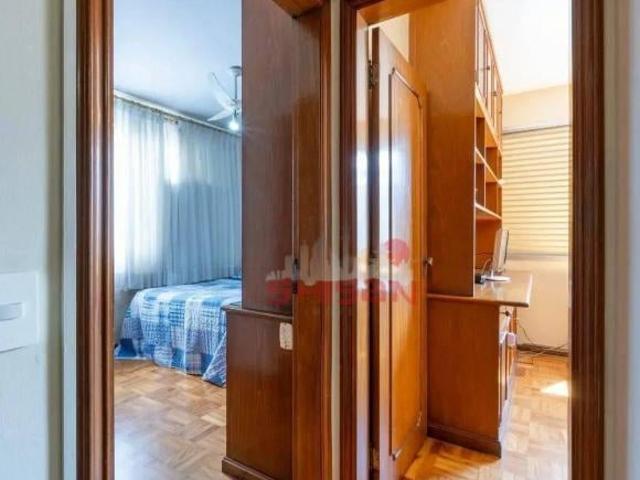 Lindo apartamento em Pinheiros. Ótima localização!