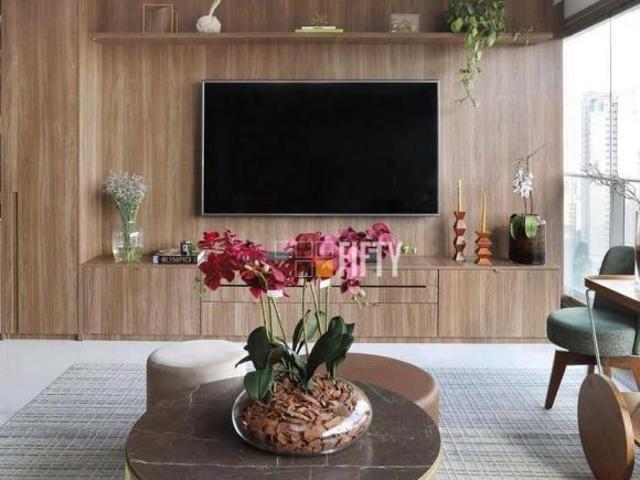 Lindo Apartamento Finamente Decorado com 2 dormitórios à venda, 103 m² na Vila Olímpia