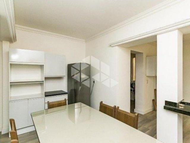 Lindo apartamento garden, reformado de 2 dormitórios, Bairro Praia de Belas