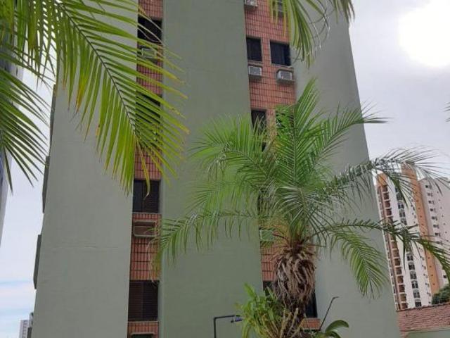 LINDO APARTAMENTO GRANDE * REGIÃO CENTRAL