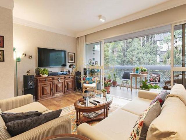 LINDO APARTAMENTO LOCALIZAÇÃO COBIÇADA NO PANAMBY 132M2