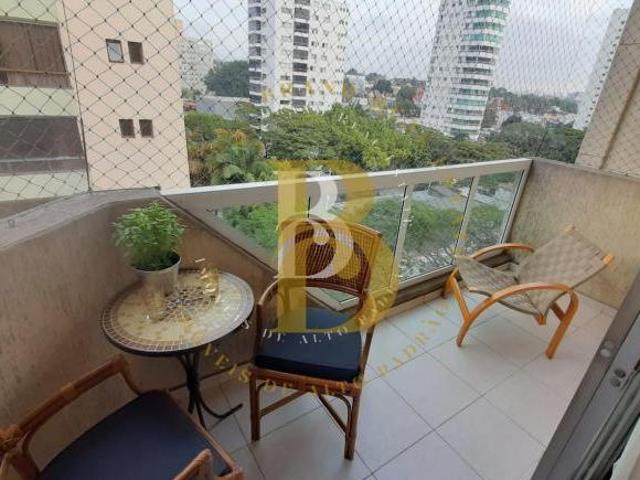 Lindo apartamento, localizado em Moema