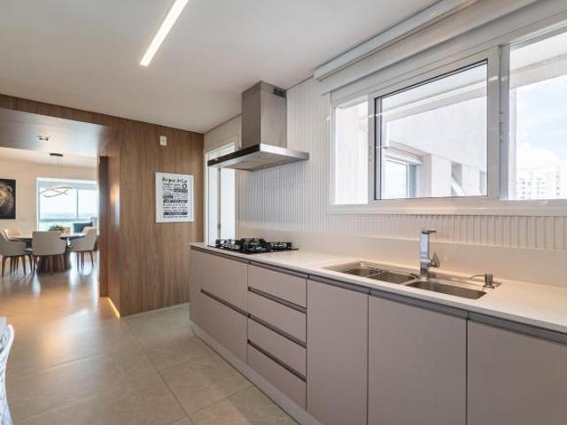 Lindo Apartamento Mobiliado 4 Quartos 3 Vagas Condomínio Clube