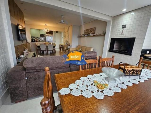 Lindo apartamento mobiliado com vista pro mar!
