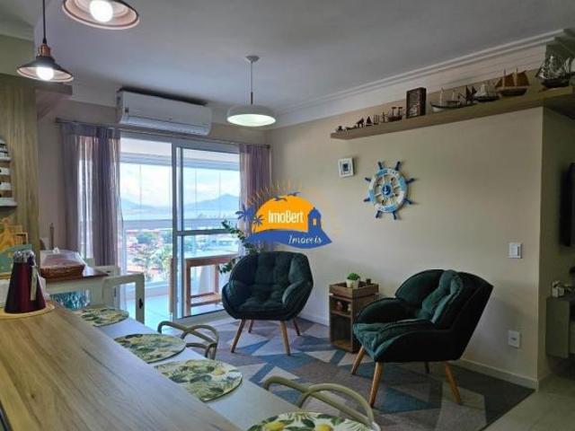 Lindo apartamento mobiliado frente mar!