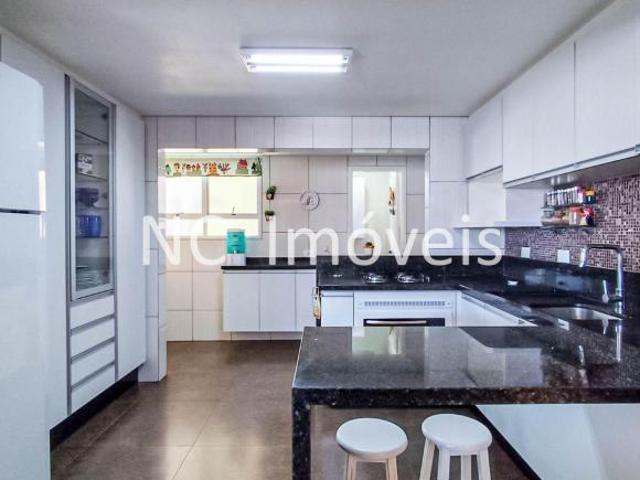 Lindo apartamento mobiliado no Portão!