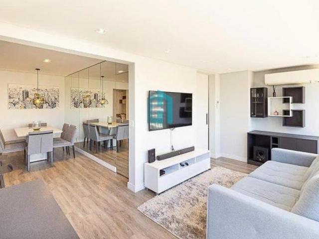 Lindo apartamento mobiliado, para venda e locação com 1 suíte e 1 vaga de garagem