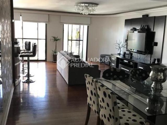 Lindo apartamento no Bairro Santa Paula, em São Caetano do Sul, com 207,98m²