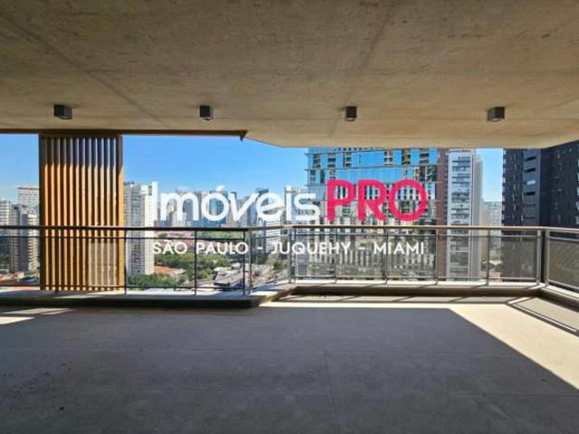 Lindo apartamento no Brooklin com 197m2