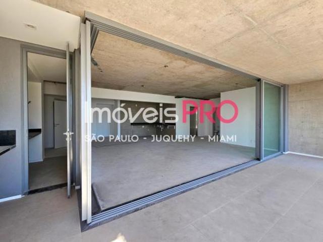 Lindo apartamento no Brooklin com 197m2, ótima localização!
