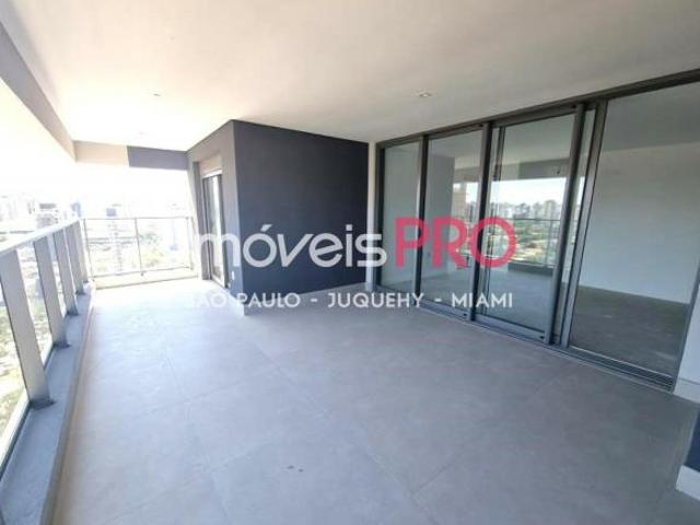 Lindo apartamento no Campo Belo com 125m2