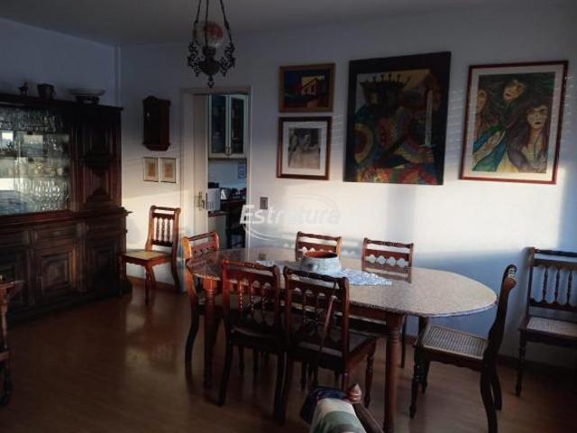 Lindo apartamento no centro