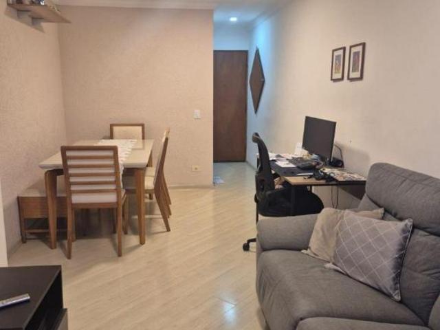 Lindo apartamento no centro da Penha a 100 metros da futura estação de metrô