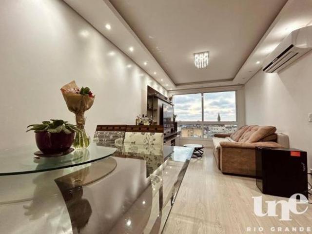 Lindo apartamento no centro de Rio Grande
