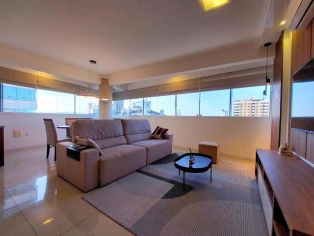Lindo apartamento no centro de Tramandaí, três quartos, vaga para t