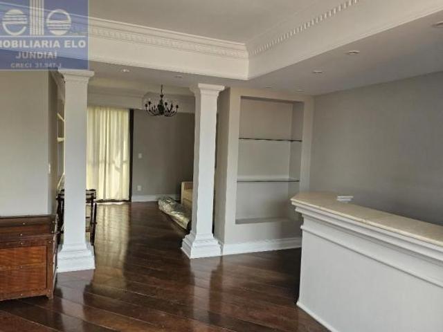 Lindo apartamento no Condomínio Benedito Storani