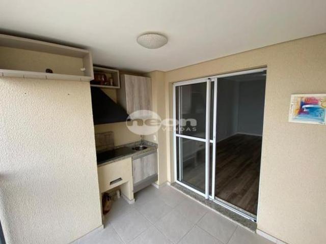 Lindo apartamento no Condomínio Club View, em Santo André, com 90,14m² de área útil