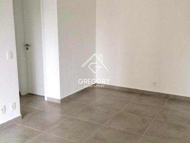 Lindo apartamento no Condomínio Hit Alphaville com planejado