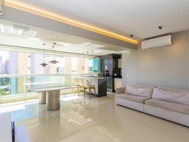 Lindo Apartamento no Ecoville!