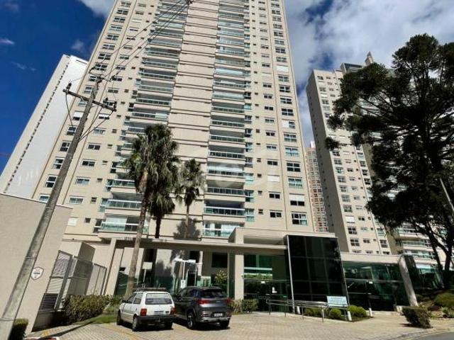 Lindo apartamento no Ecoville, andar alto, 3 suítes e 3 vagas