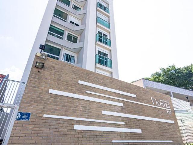 Lindo apartamento no Edificio Vicenza na Avenida Nossa Sra. da Luz!