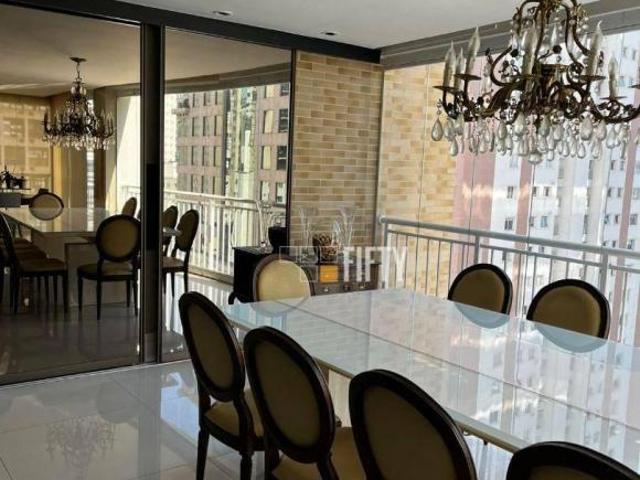 LINDO APARTAMENTO NO ITAIM BIBI