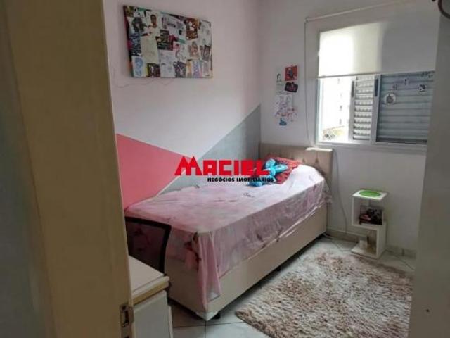 Lindo Apartamento no Jardim Veneza, no Parque industrial com 3 quartos e 1 banheiro / Garagem cobert