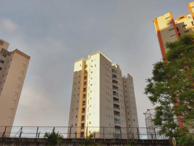 LINDO Apartamento no Residencial Gran Terraço no Centro de Jacareí com 2 Dormitórios