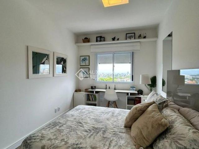 Lindo apartamento novo 3 dormitórios