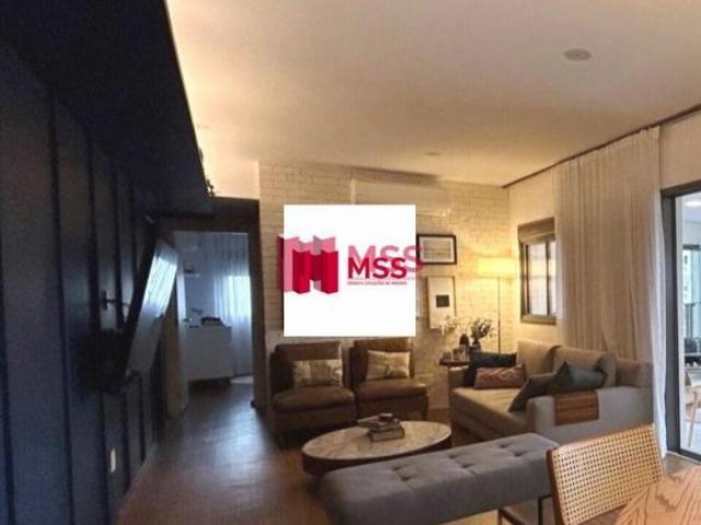 Lindo apartamento padrão