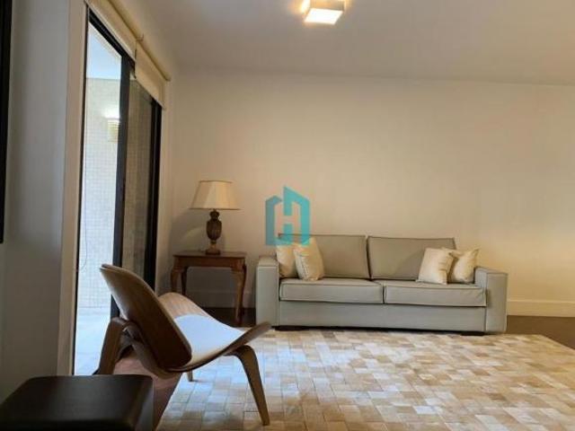 Lindo apartamento para venda e aluguel em Moema