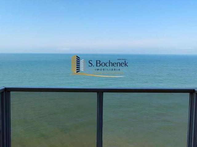 Lindo apartamento pé na areia Praia Pitangueiras 4 dormitórios