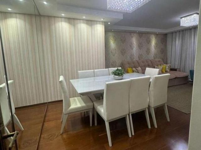 LINDO APARTAMENTO PRÓXIMO AO ESTADIO WILLIE DAVIDS COM AS SEGUINTES MEDIDAS:ÁREA TOTAL= 159 M²ÁREA P