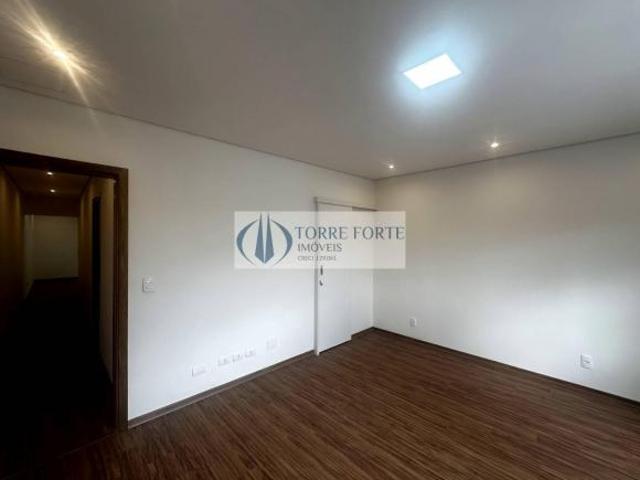 Lindo Apartamento Reformado com 2 Suítes na Mooca