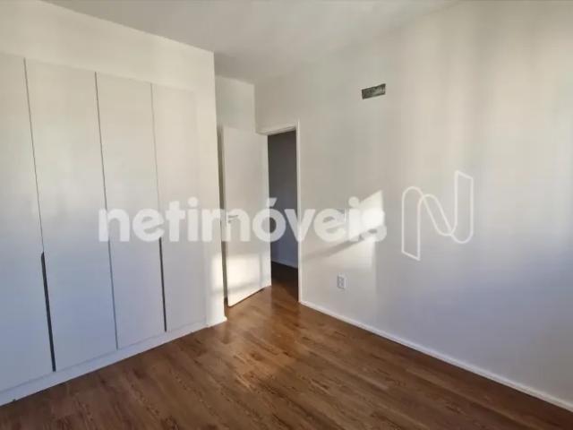 Lindo apartamento reformado e bem localizado! Só entrar!
