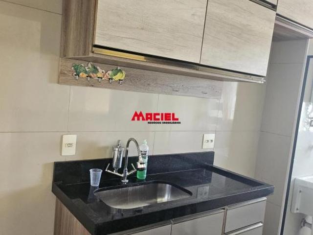 Lindo Apartamento reformado e planejado proxímo center vale