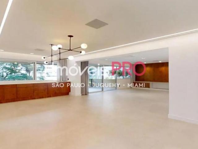 Lindo apartamento reformado no Itaim Bibi !