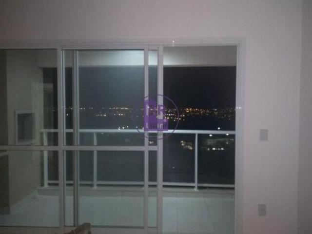 Lindo apartamento semi mobiliado no Palhano 2