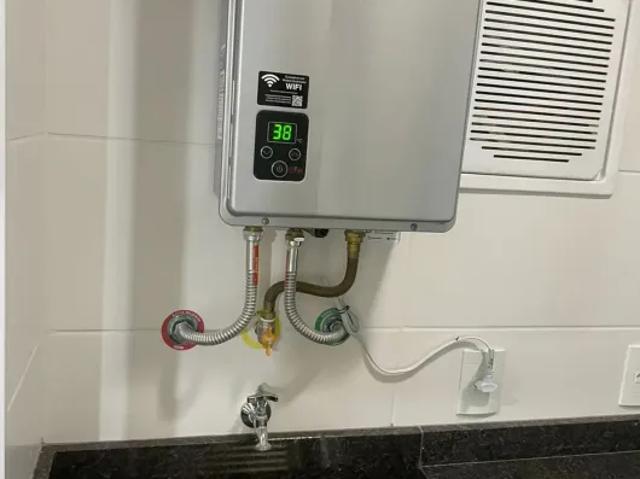 Lindo apartamento seminovo bem localizado