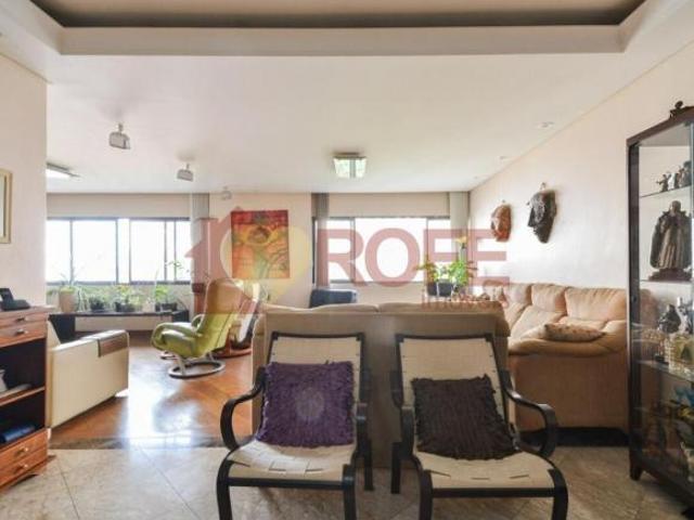 LINDO APARTAMNETO MOBILIADO COM 3 DORMITÓRIOS, 4 BANHEIROS, 2 SUÍTES E 1 VAGA DE GARAGEM