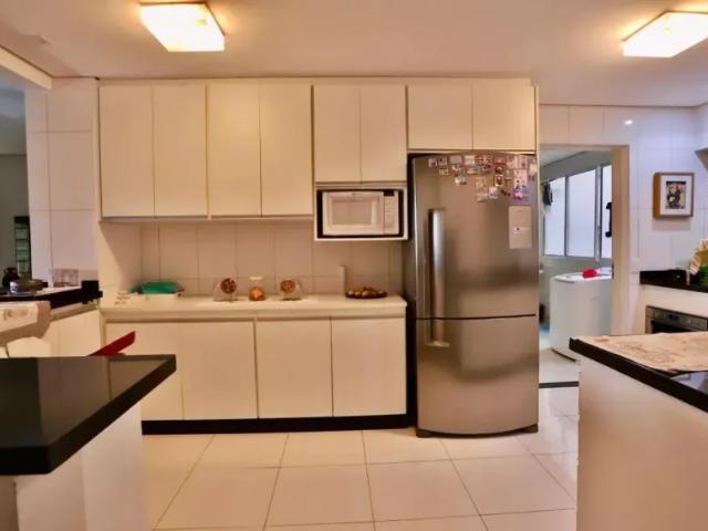 Lindo apartyamento Paes de Barros 140m2 03 dormitórios 02 suites 01 vaga