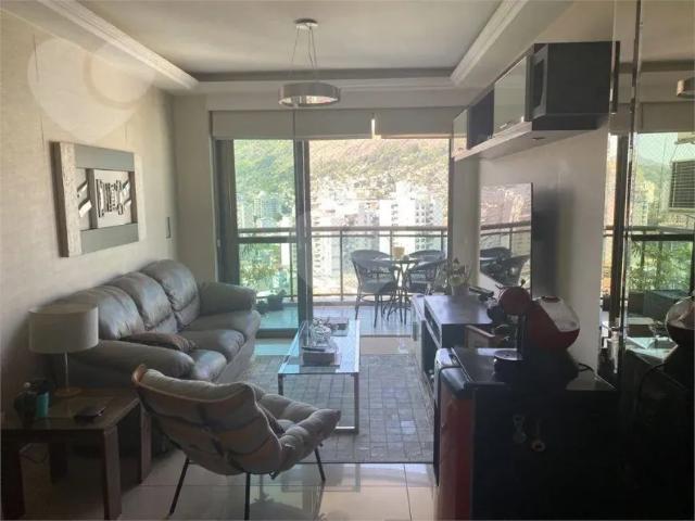 Lindo apt a venda em Jardim Icarai, todo montado