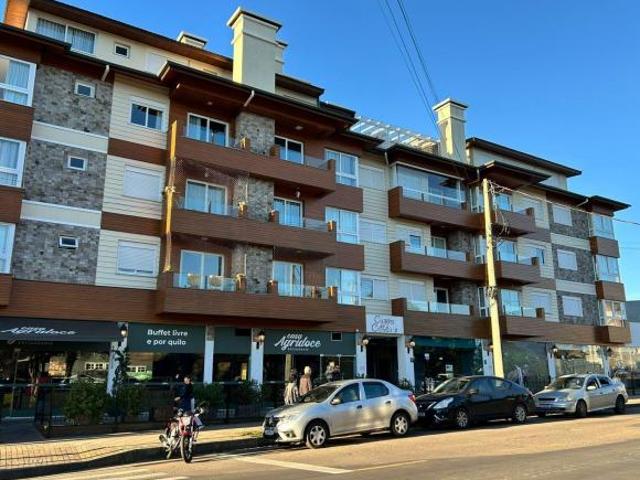 Lindo Apto mobiliado 2 dorm suíte box duplo na rua coberta no coração de Canela