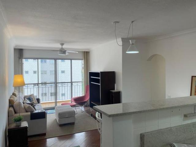 Lindo Apto. à Venda, varanda com sol da manhã na sala e em dois dormitórios em andar alto
