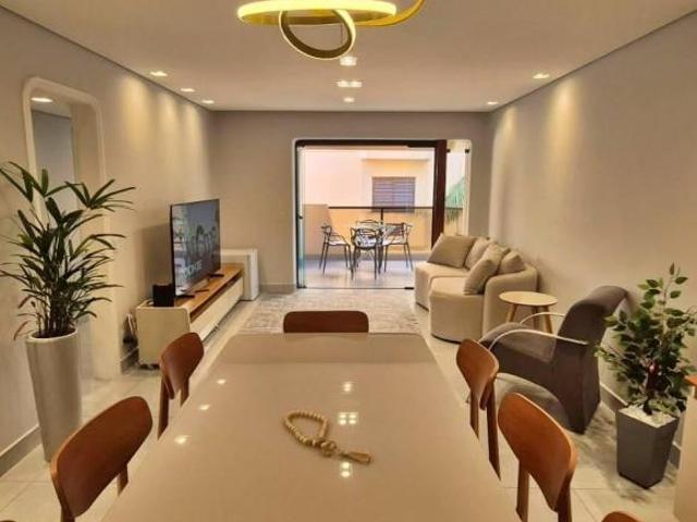 LINDO APTO 03 DORM&apos S TOTALMENTE REFORMADO, EM ÓTIMA LOCALIZAÇÃO!