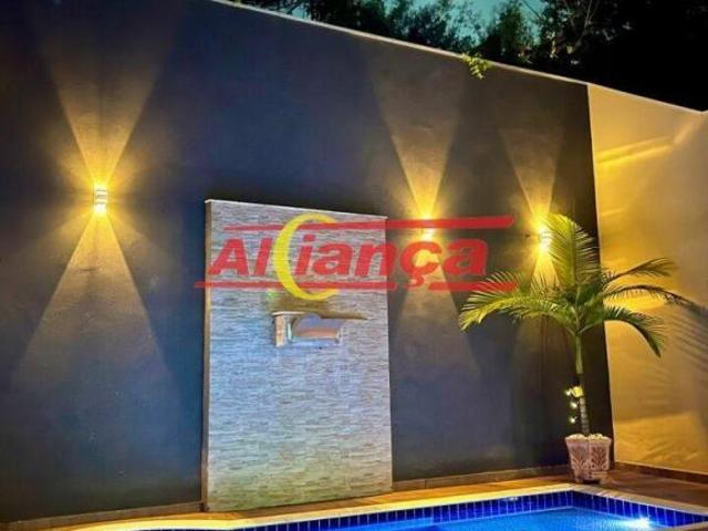 Lindo Casa com Salão Comercial em Atibaia