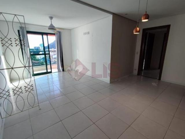 Lindo Cobertura na Martim de Sá apenas 200 mts da praia