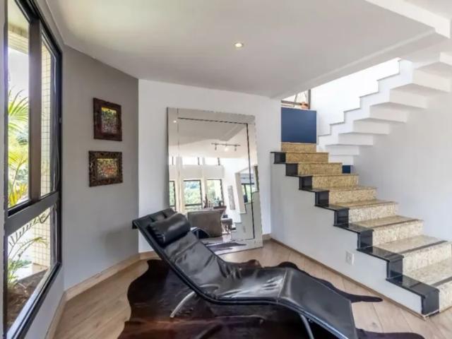 Lindo Duplex á venda na Vila Suzana 245 metros 3 suites 4 vagas FL34