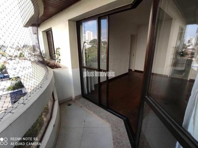 Lindo e amplo apartamento no Campo Belo