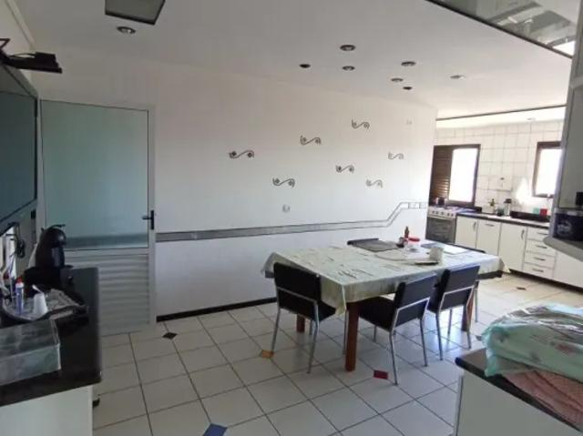 Lindo e amplo apartamento duplo na vila galvão a venda